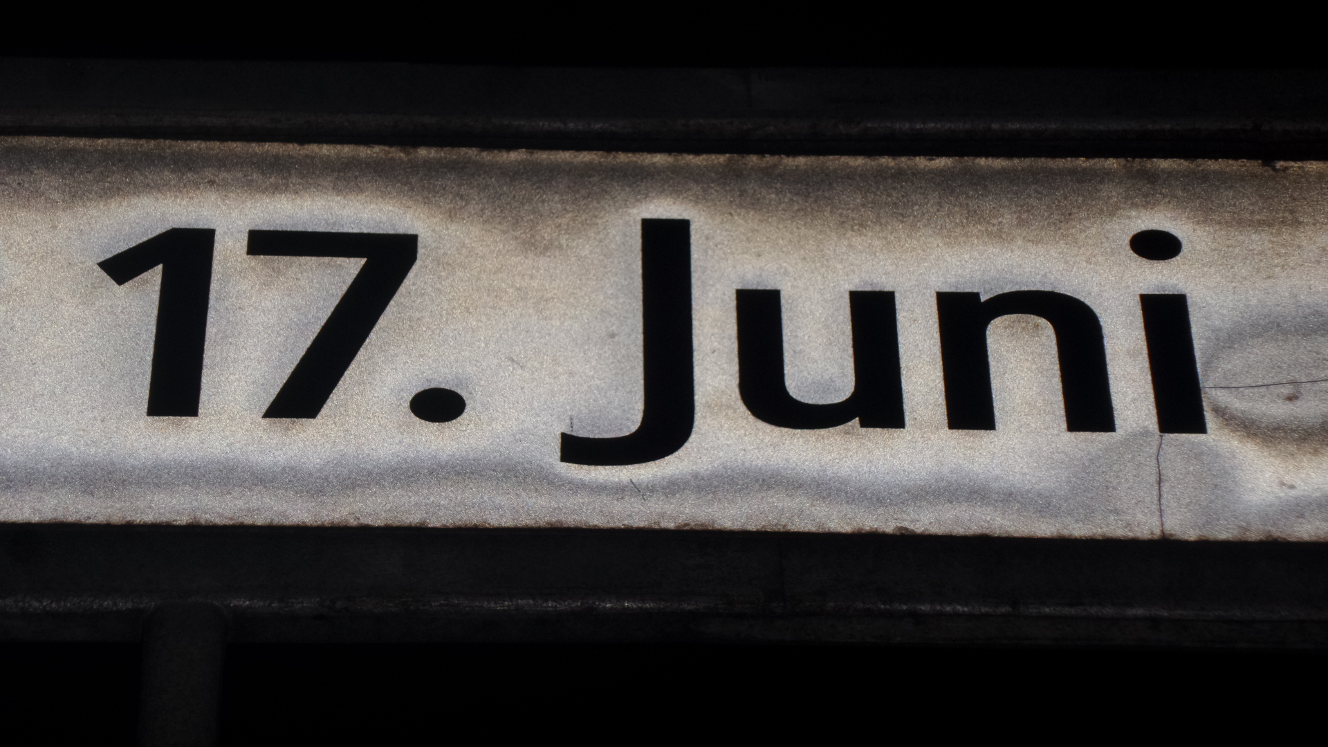 Berlin, Deutschland (Kulturexpresso). Der 17. Juni ist heute kein ...